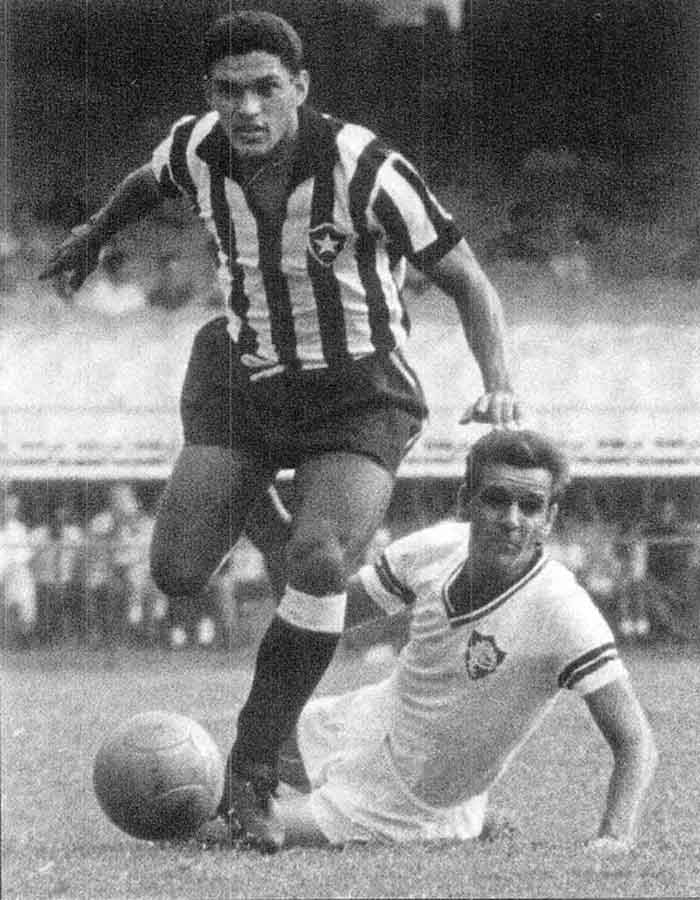 Garrincha: O Gênio das Pernas Tortas e Ídolo do Botafogo